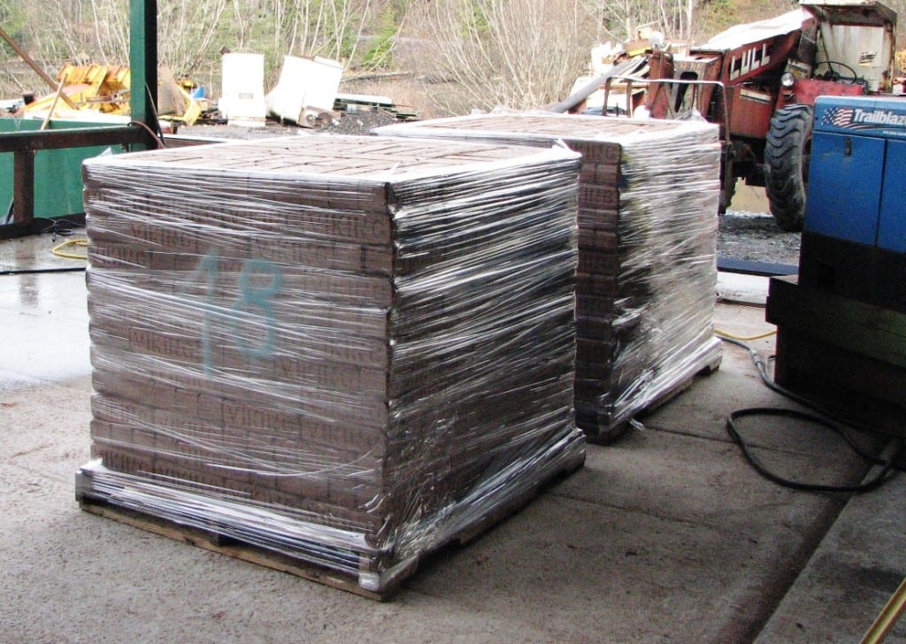 Sawmill creating biofuel bricks from sawdust - KRBD