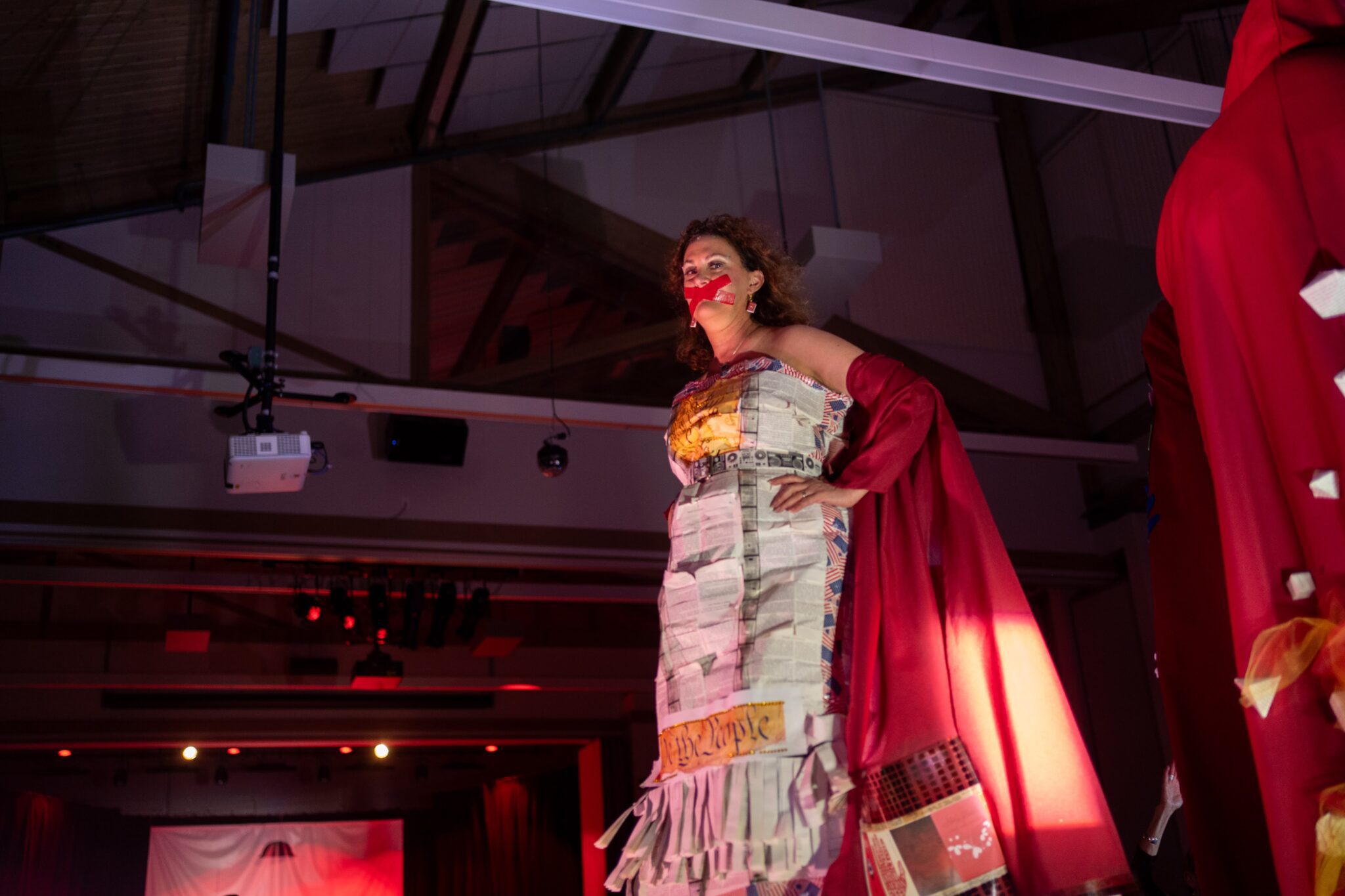 Ketchikan audiences wowed by the wearable arts - KRBD
