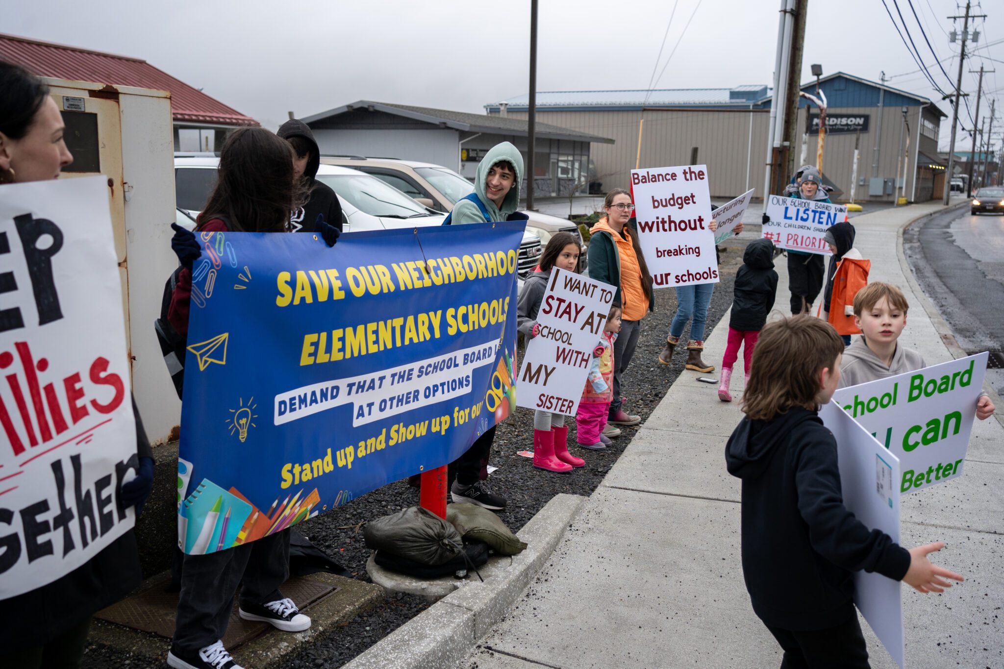 Ketchikan residents try to avoid restructuring elementary schools - KRBD